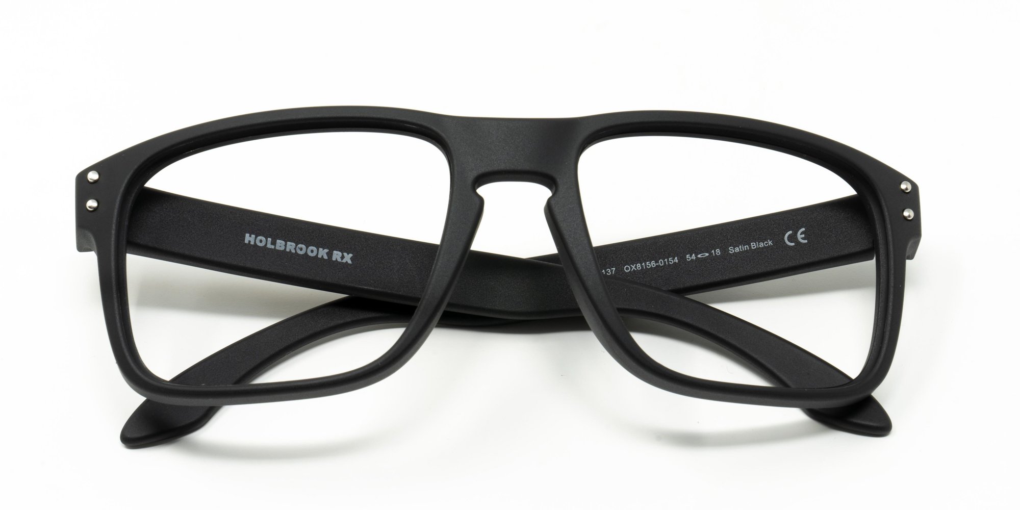 Oakley Holbrook