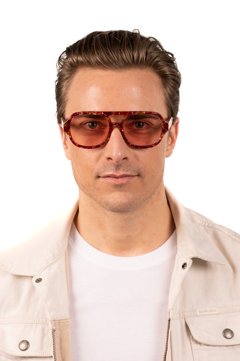 Kits.com -- Goldie Sun